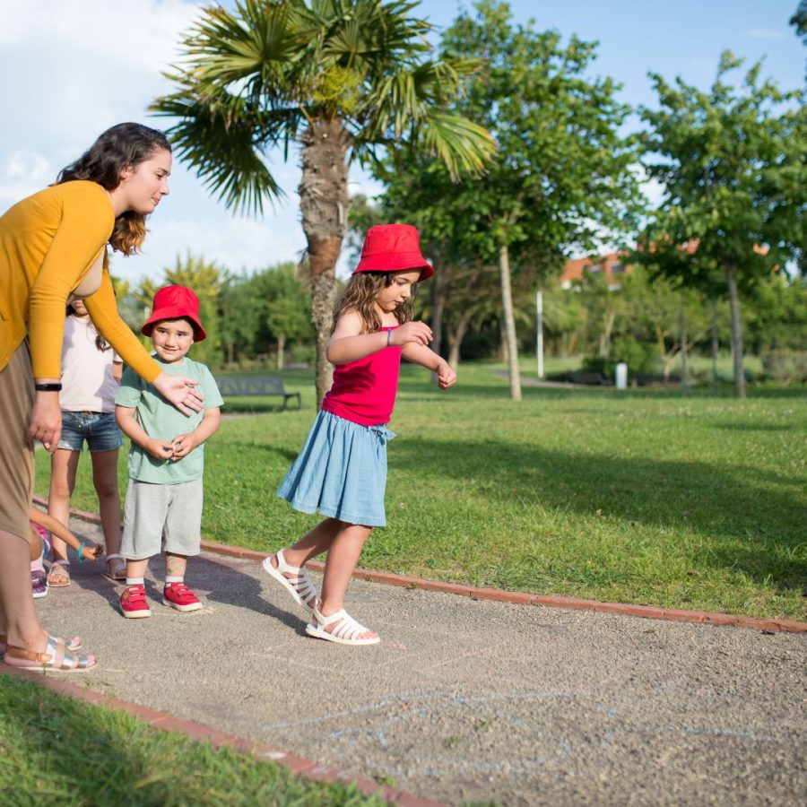 Nanny Responsibilities: Unveiling the World of Nannies